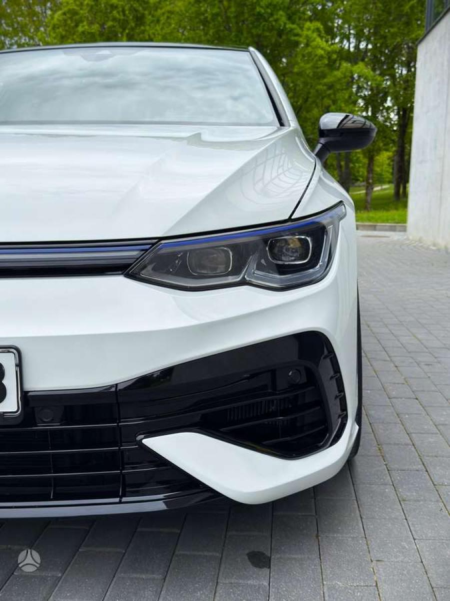 Balts Volkswagen Golf 2024 Plungė, ar dzinēja tilpumu 1.98 L un nobraukumu 6 tūkst. km par 39999 €, foto 11 vietnē AUTOMOTO.COM.LV
