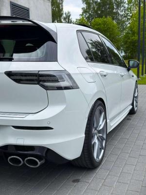 Balts Volkswagen Golf 2024 Plungė, ar dzinēja tilpumu 1.98 L un nobraukumu 6 tūkst. km par 39999 €, foto 13 vietnē AUTOMOTO.COM.LV