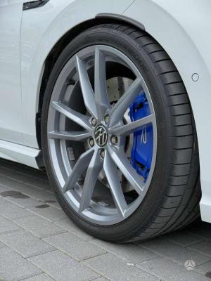 Balts Volkswagen Golf 2024 Plungė, ar dzinēja tilpumu 1.98 L un nobraukumu 6 tūkst. km par 39999 €, foto 17 vietnē AUTOMOTO.COM.LV