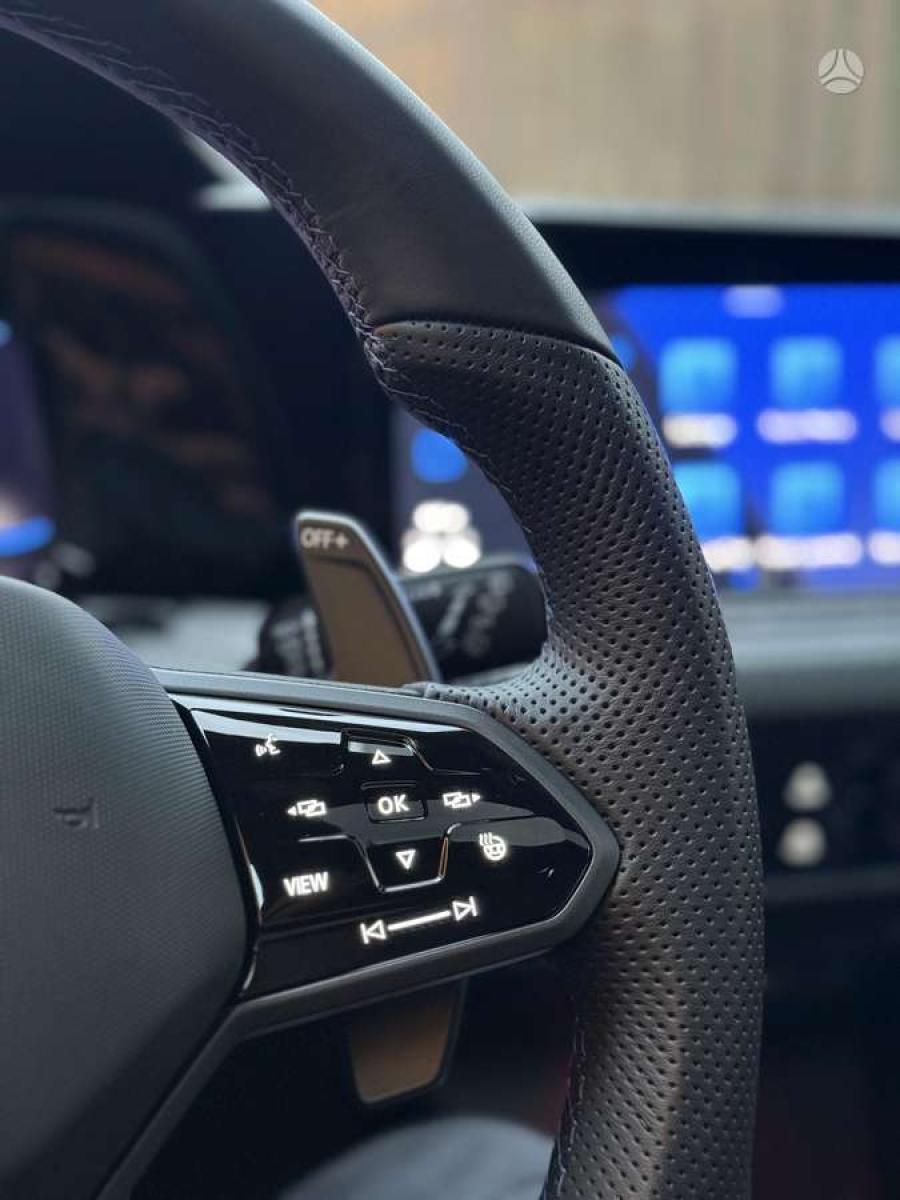 Balts Volkswagen Golf 2024 Plungė, ar dzinēja tilpumu 1.98 L un nobraukumu 6 tūkst. km par 39999 €, foto 26 vietnē AUTOMOTO.COM.LV