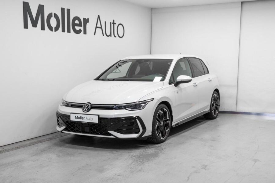 White Volkswagen Golf 2025 in Vilnius, with an engine capacity of 1.50 L and mileage of 46 thousand km for 26900 €, photo 1 on AUTOMOTO.COM.LV