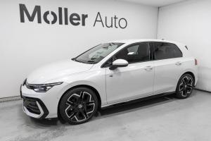 White Volkswagen Golf 2025 in Vilnius, with an engine capacity of 1.50 L and mileage of 46 thousand km for 26900 €, photo 3 on AUTOMOTO.COM.LV