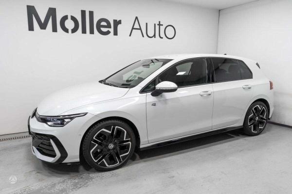 White Volkswagen Golf 2025 in Vilnius, with an engine capacity of 1.50 L and mileage of 46 thousand km for 25250 €, photo 2 on AUTOMOTO.COM.LV