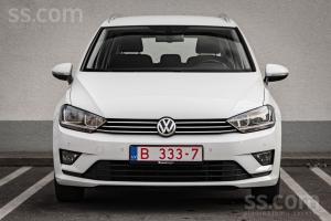 White Volkswagen Golf 2015 in Riga, with an engine capacity of 2.00 L and mileage of 220 thousand km for 8650 €, photo 3 on AUTOMOTO.COM.LV