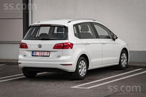 White Volkswagen Golf 2015 in Riga, with an engine capacity of 2.00 L and mileage of 220 thousand km for 8650 €, photo 5 on AUTOMOTO.COM.LV