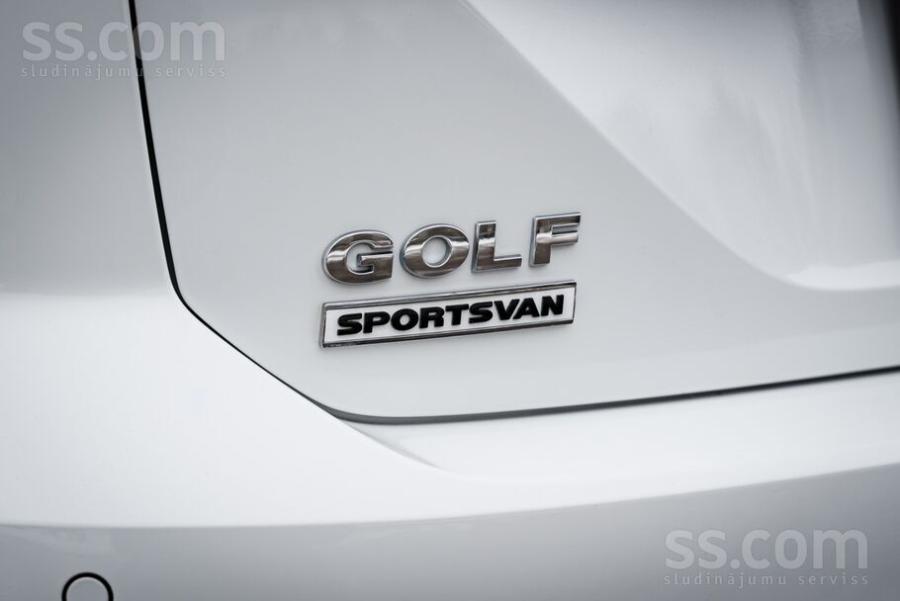 White Volkswagen Golf 2015 in Riga, with an engine capacity of 2.00 L and mileage of 220 thousand km for 8650 €, photo 8 on AUTOMOTO.COM.LV