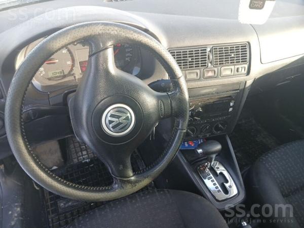Balts Volkswagen Golf 2006 Tukums, ar dzinēja tilpumu 1.90 L un nobraukumu 216 tūkst. km par 2650 €, foto 9 vietnē AUTOMOTO.COM.LV