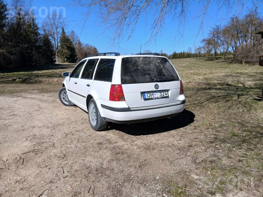 Balts Volkswagen Golf 2006 Tukums, ar dzinēja tilpumu 1.90 L un nobraukumu 220 tūkst. km par 1600 €, foto 5 vietnē AUTOMOTO.COM.LV