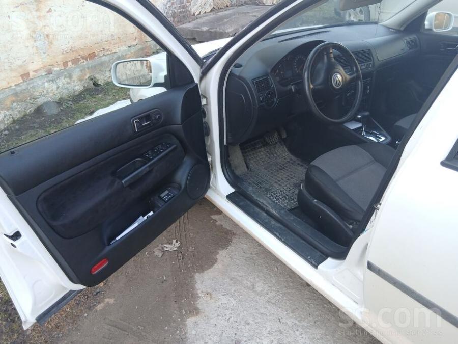 Balts Volkswagen Golf 2006 Tukums, ar dzinēja tilpumu 1.90 L un nobraukumu 219 tūkst. km par 1800 €, foto 7 vietnē AUTOMOTO.COM.LV