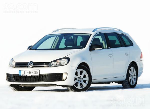White Volkswagen Golf 2012 in Riga, with an engine capacity of 1.60 L and mileage of 358 thousand km for 5300 €, photo 1 on AUTOMOTO.COM.LV