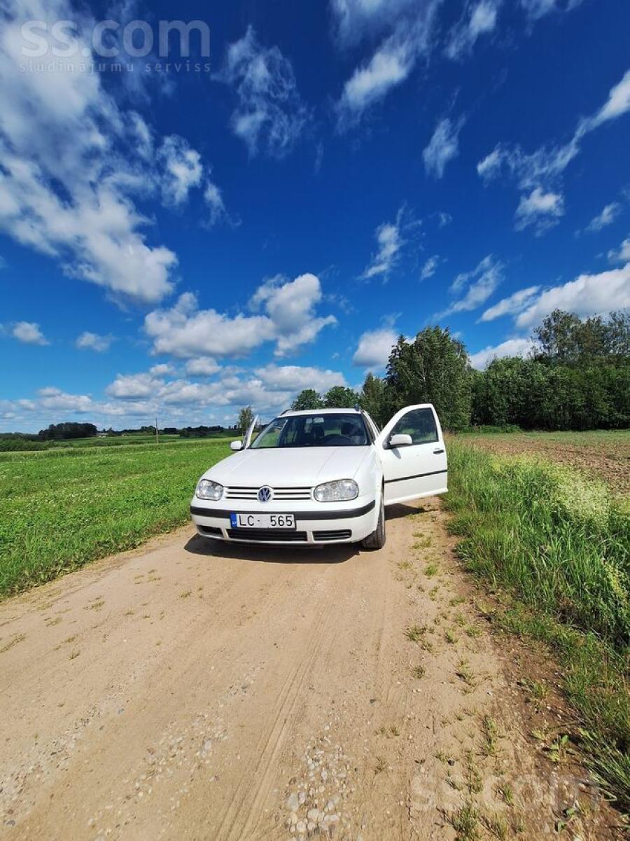 Белый Фольксваген Гольф 2000 в Цесис, объемом двигателя 1.90 л и пробегом 317 тыс. км за 800 €, фото 1 на AUTOMOTO.COM.LV