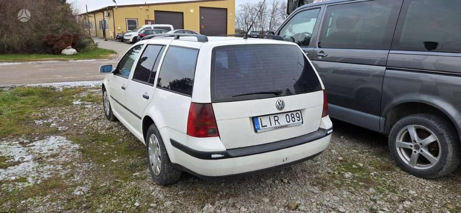 Balts Volkswagen Golf 2000 Marijampole, ar dzinēja tilpumu 1.90 L un nobraukumu 275 tūkst. km par 2150 €, foto 2 vietnē AUTOMOTO.COM.LV