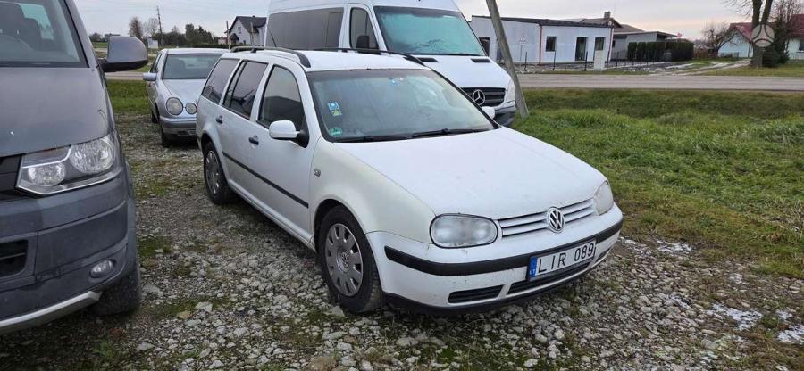Balts Volkswagen Golf 2000 Marijampole, ar dzinēja tilpumu 1.90 L un nobraukumu 275 tūkst. km par 2150 €, foto 3 vietnē AUTOMOTO.COM.LV