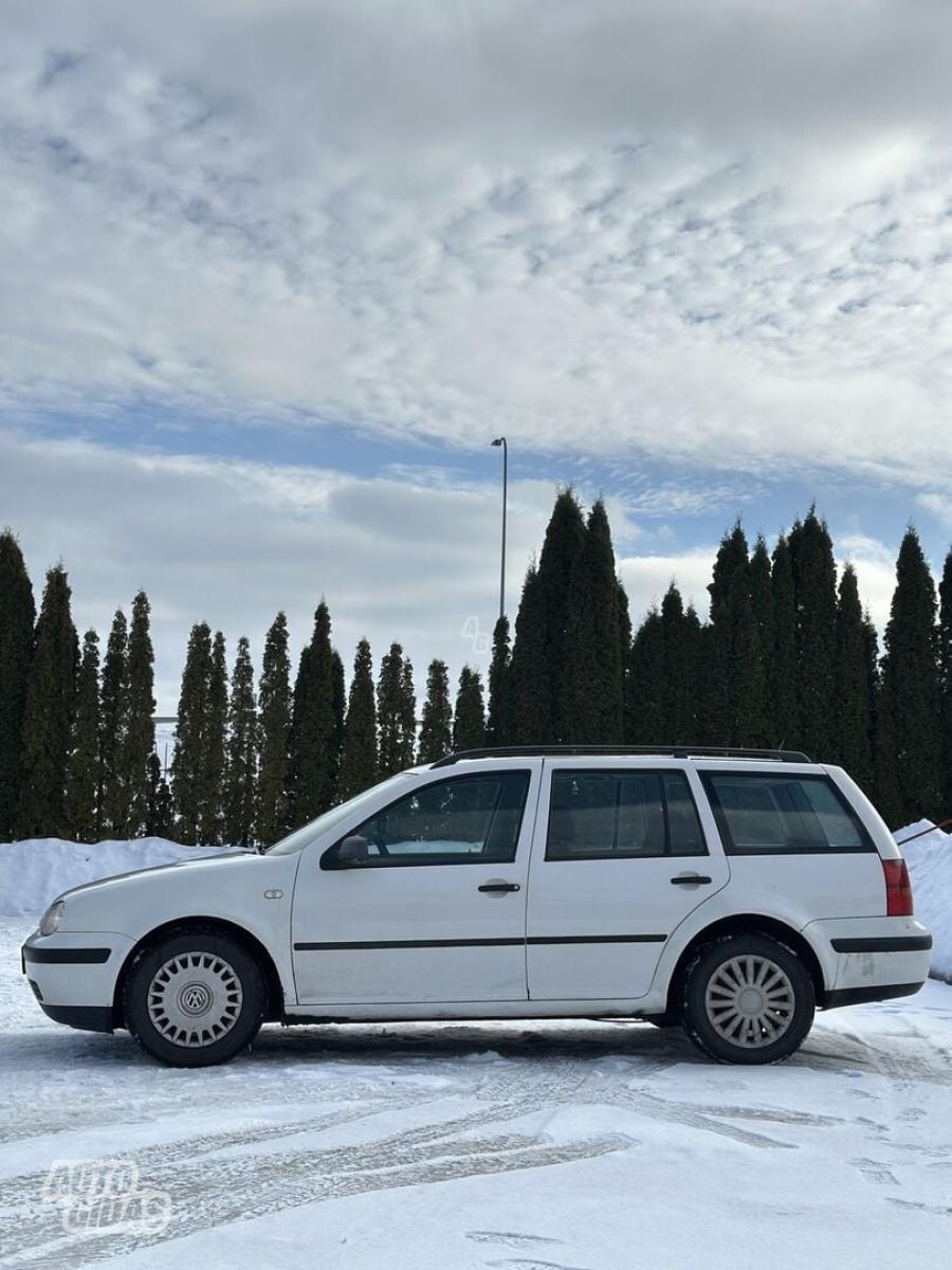 White Volkswagen Golf 2000 in Vilnius, with an engine capacity of 1.90 L and mileage of 329 thousand km for 1150 €, photo 6 on AUTOMOTO.COM.LV