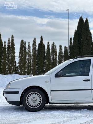 White Volkswagen Golf 2000 in Vilnius, with an engine capacity of 1.90 L and mileage of 329 thousand km for 1150 €, photo 7 on AUTOMOTO.COM.LV
