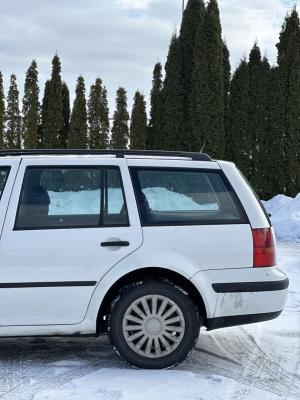 White Volkswagen Golf 2000 in Vilnius, with an engine capacity of 1.90 L and mileage of 329 thousand km for 1150 €, photo 8 on AUTOMOTO.COM.LV