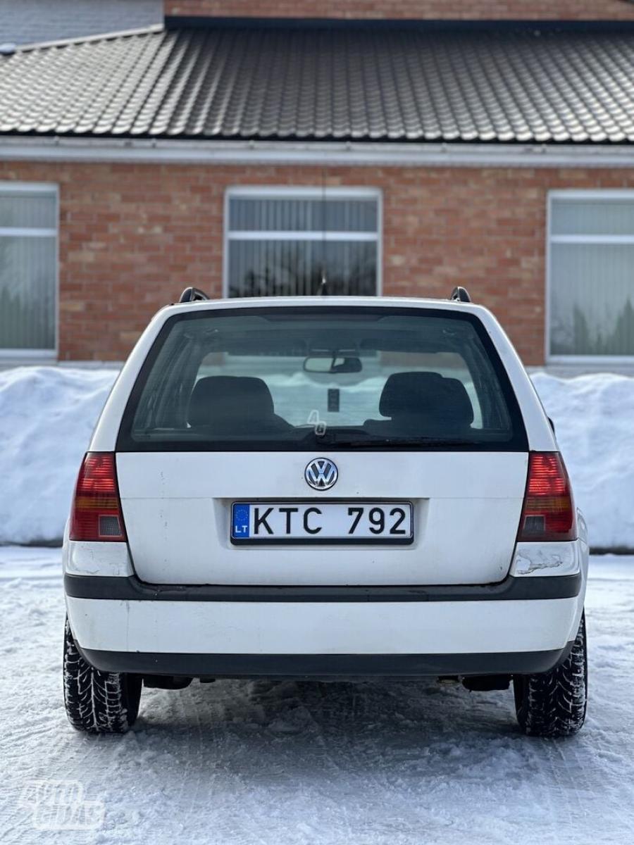 White Volkswagen Golf 2000 in Vilnius, with an engine capacity of 1.90 L and mileage of 329 thousand km for 1150 €, photo 16 on AUTOMOTO.COM.LV