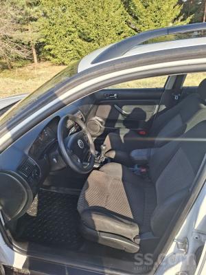 White Volkswagen Golf 2000 in Riga, with an engine capacity of 1.90 L and mileage of 261 thousand km for 550 €, photo 9 on AUTOMOTO.COM.LV