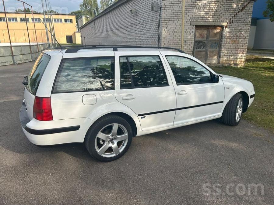 White Volkswagen Golf 2001 in Ludza, with an engine capacity of 1.90 L and mileage of 0 thousand km for 2350 €, photo 4 on AUTOMOTO.COM.LV