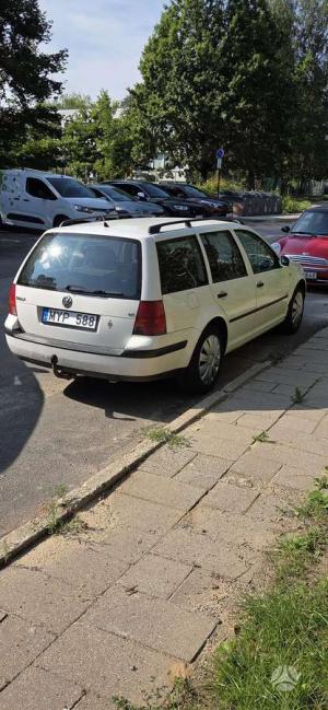 Balts Volkswagen Golf 2001 Viļņa, ar dzinēja tilpumu 1.60 L un nobraukumu 229 tūkst. km par 700 €, foto 5 vietnē AUTOMOTO.COM.LV