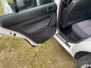 White Volkswagen Golf 2001 in Ludza, with an engine capacity of 1.90 L and mileage of 0 thousand km for 2300 €, photo 15 on AUTOMOTO.COM.LV