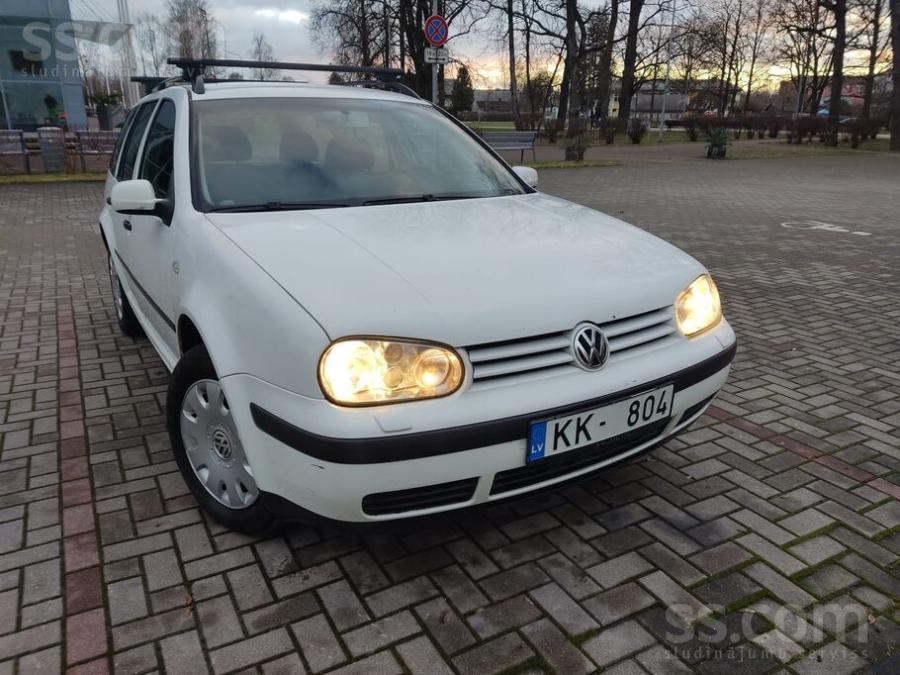 White Volkswagen Golf 2003 in Jelgava, with an engine capacity of 1.90 L and mileage of 25 thousand km for 1550 €, photo 2 on AUTOMOTO.COM.LV