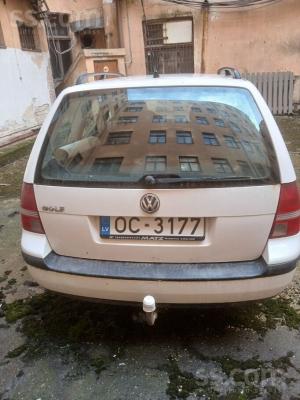 Balts Volkswagen Golf 2003 Rīga, ar dzinēja tilpumu 1.90 L un nobraukumu 370 tūkst. km par 1750 €, foto 6 vietnē AUTOMOTO.COM.LV