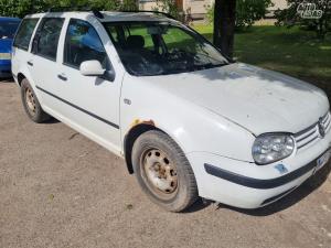 Balts Volkswagen Golf 2003 Kauņa, ar dzinēja tilpumu 1.90 L un nobraukumu 350 tūkst. km par 450 €, foto 3 vietnē AUTOMOTO.COM.LV