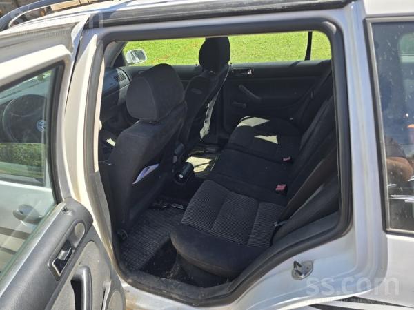 Balts Volkswagen Golf 2004 Rēzekne, ar dzinēja tilpumu 1.90 L un nobraukumu 414 tūkst. km par 1400 €, foto 7 vietnē AUTOMOTO.COM.LV