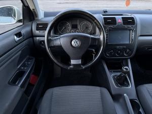 White Volkswagen Golf 2007 in Tallinn, with an engine capacity of 1.90 L and mileage of 352 thousand km for 1199 €, photo 26 on AUTOMOTO.COM.LV