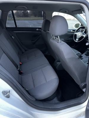White Volkswagen Golf 2007 in Tallinn, with an engine capacity of 1.90 L and mileage of 352 thousand km for 1199 €, photo 29 on AUTOMOTO.COM.LV