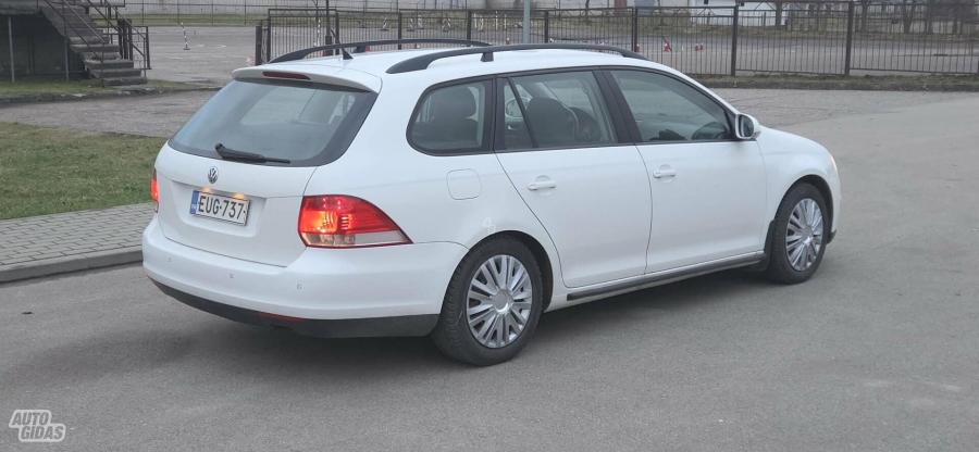White Volkswagen Golf 2008 in Telschi, with an engine capacity of 1.90 L and mileage of 298 thousand km for 1800 €, photo 5 on AUTOMOTO.COM.LV