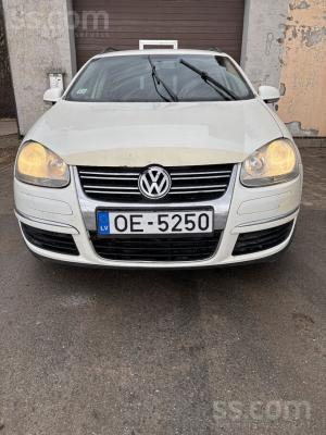 Белый Фольксваген Гольф 2008 в Цесис, объемом двигателя 1.90 л и пробегом 387 тыс. км за 830 €, фото 3 на AUTOMOTO.COM.LV