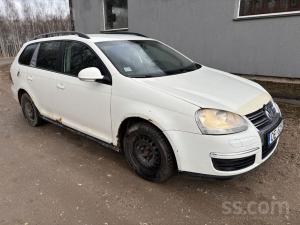 Белый Фольксваген Гольф 2008 в Цесис, объемом двигателя 1.90 л и пробегом 387 тыс. км за 830 €, фото 4 на AUTOMOTO.COM.LV