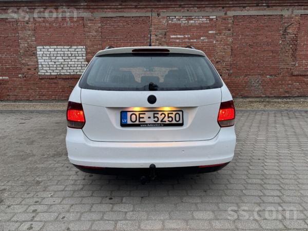 Balts Volkswagen Golf 2008 Cēsis, ar dzinēja tilpumu 1.90 L un nobraukumu 387 tūkst. km par 1500 €, foto 6 vietnē AUTOMOTO.COM.LV