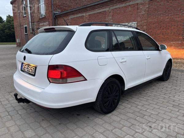 Balts Volkswagen Golf 2008 Cēsis, ar dzinēja tilpumu 1.90 L un nobraukumu 387 tūkst. km par 1500 €, foto 8 vietnē AUTOMOTO.COM.LV