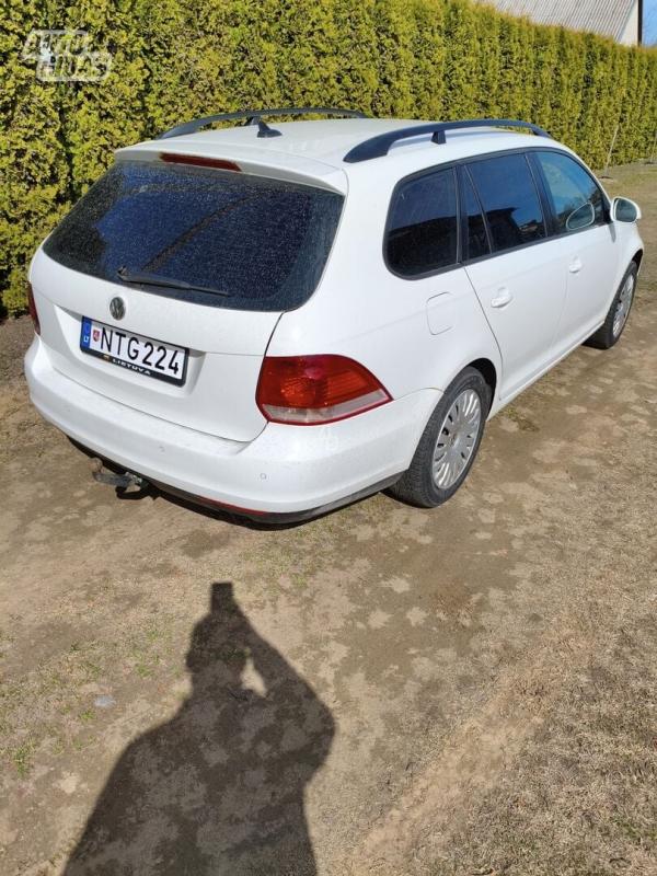 White Volkswagen Golf 2009 in Kaunas, with an engine capacity of 1.90 L and mileage of 356 thousand km for 1400 €, photo 4 on AUTOMOTO.COM.LV