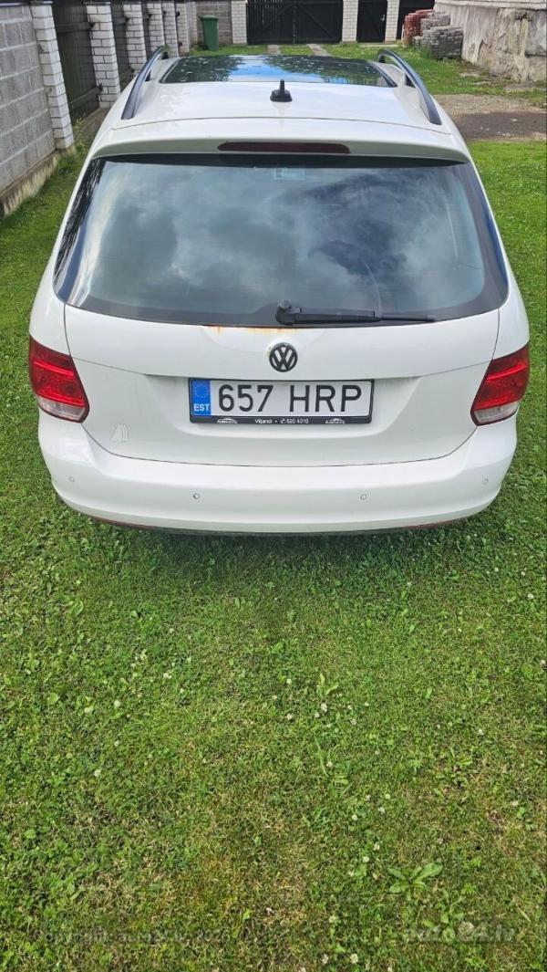 White Volkswagen Golf 2009 in Paldiski, with an engine capacity of 1.40 L and mileage of 222 thousand km for 1200 €, photo 4 on AUTOMOTO.COM.LV