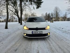 White Volkswagen Golf 2010 in Radviliskis, with an engine capacity of 1.90 L and mileage of 372 thousand km for 2650 €, photo 9 on AUTOMOTO.COM.LV