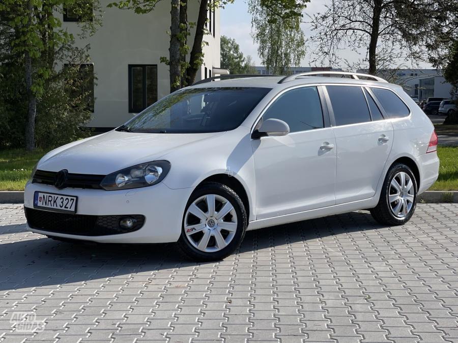 White Volkswagen Golf 2010 in Siauliai, with an engine capacity of 2.00 L and mileage of 383 thousand km for 2500 €, photo 4 on AUTOMOTO.COM.LV