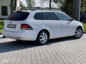 White Volkswagen Golf 2010 in Siauliai, with an engine capacity of 2.00 L and mileage of 383 thousand km for 2500 €, photo 7 on AUTOMOTO.COM.LV