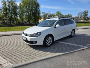 White Volkswagen Golf 2010 in Cesis, with an engine capacity of 1.40 L and mileage of 223 thousand km for 1995 €, photo 3 on AUTOMOTO.COM.LV