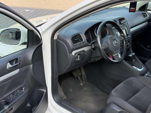 Balts Volkswagen Golf 2010 Raseiniai, ar dzinēja tilpumu 1.97 L un nobraukumu 291 tūkst. km par 3600 €, foto 13 vietnē AUTOMOTO.COM.LV