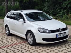 Balts Volkswagen Golf 2010 Rīga, ar dzinēja tilpumu 1.60 L un nobraukumu 385 tūkst. km par 1750 €, foto 5 vietnē AUTOMOTO.COM.LV