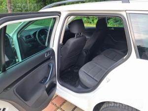 Balts Volkswagen Golf 2010 Rīga, ar dzinēja tilpumu 1.60 L un nobraukumu 385 tūkst. km par 1750 €, foto 15 vietnē AUTOMOTO.COM.LV