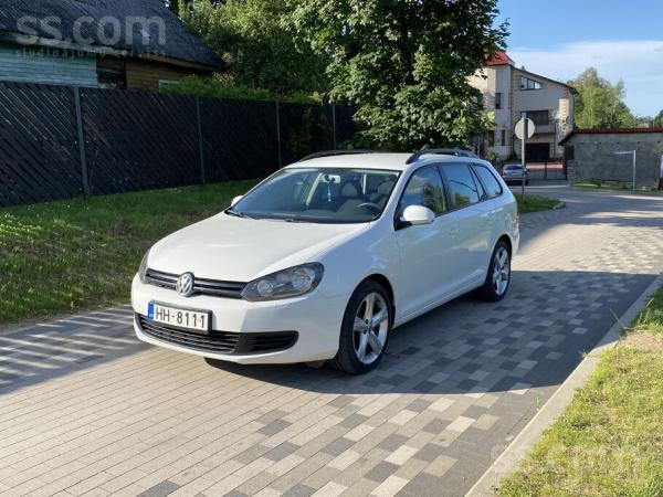 White Volkswagen Golf 2011 in Rezekne, with an engine capacity of 1.60 L and mileage of 229 thousand km for 3250 €, photo 5 on AUTOMOTO.COM.LV