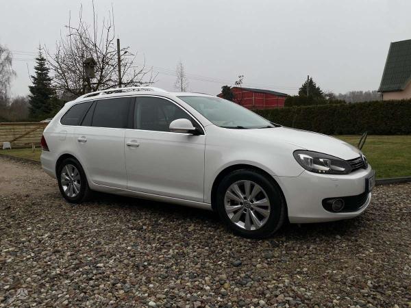 Balts Volkswagen Golf 2011 Kauņa, ar dzinēja tilpumu 2.00 L un nobraukumu 270 tūkst. km par 4650 €, foto 5 vietnē AUTOMOTO.COM.LV