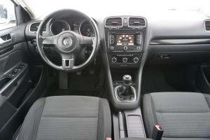Balts Volkswagen Golf 2011 Klaipėda, ar dzinēja tilpumu 1.60 L un nobraukumu 162 tūkst. km par 3900 €, foto 7 vietnē AUTOMOTO.COM.LV