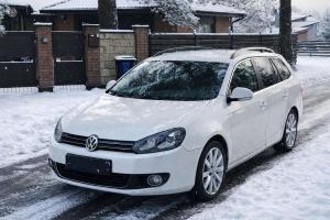 White Volkswagen Golf 2011 in Vilnius, with an engine capacity of 1.97 L and mileage of 307 thousand km for 4700 €, photo  on AUTOMOTO.COM.LV