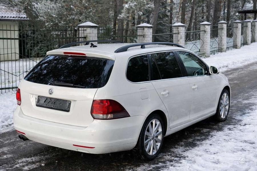 Balts Volkswagen Golf 2011 Viļņa, ar dzinēja tilpumu 1.97 L un nobraukumu 307 tūkst. km par 4700 €, foto 6 vietnē AUTOMOTO.COM.LV